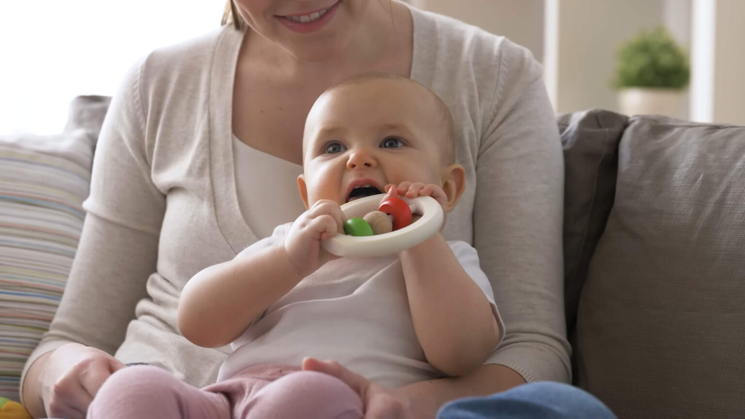 Baby Teeth Eruption and Care - Charts, Timelines, and Expert Tips for ...